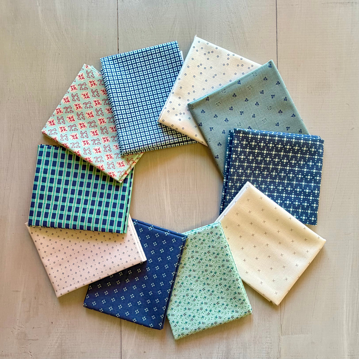 Fat Quarter Friends with Lori Holt - January 2026 – Happy Little Stitch ...